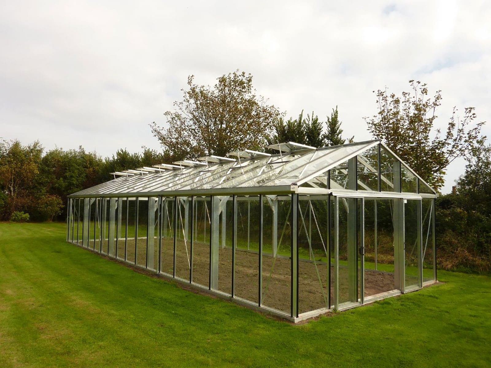 Serre géante : voyez grand pour vos projets | Concept Abri